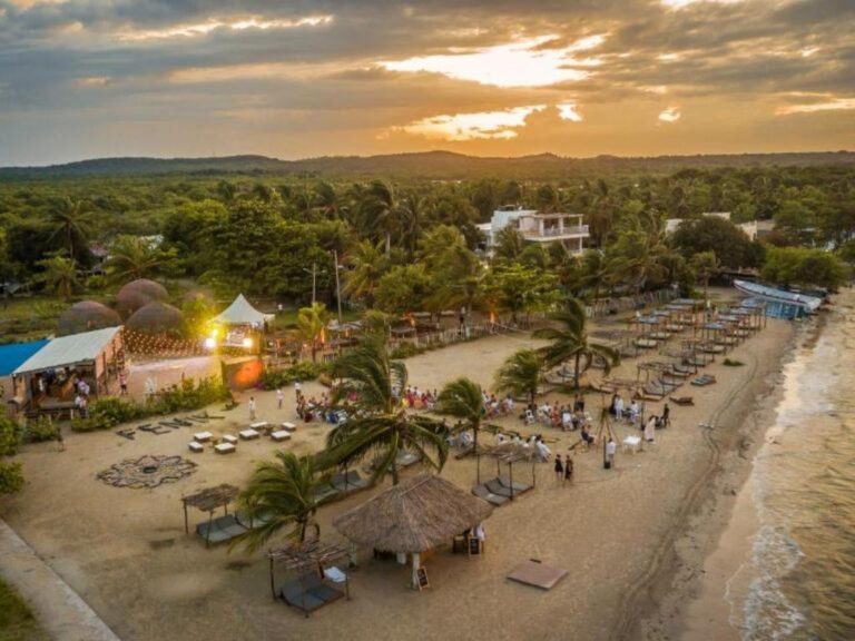 Plus belles Plages de Carthagène : Tes Meilleures Options [2023]