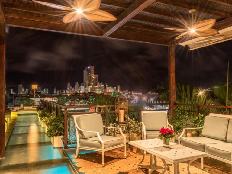 Visit Getsemani Neighborhood In Cartagena, Colombia | TPMT