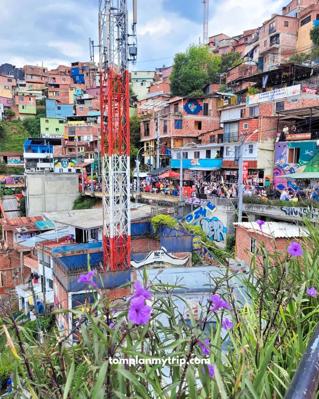 Comuna 13, Medellin: Pourquoi et Comment Visiter ce Quartier